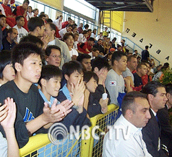 신미지, 김두산 '남녀 첫 금메달 획득'